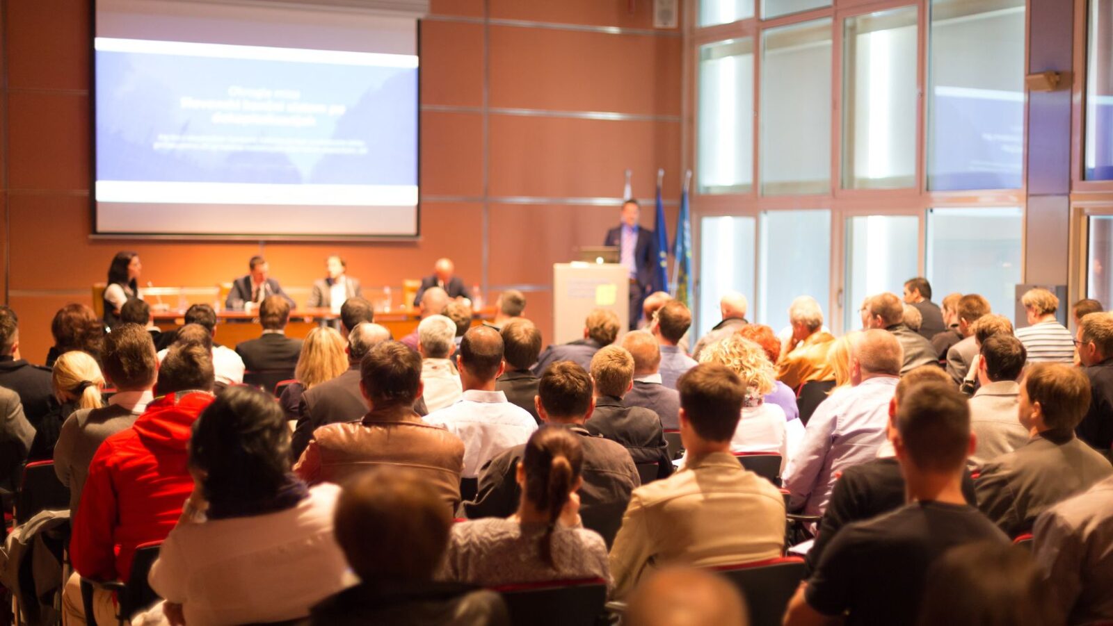 7 Advantages of Attending International Conferences - Eurotechtalk